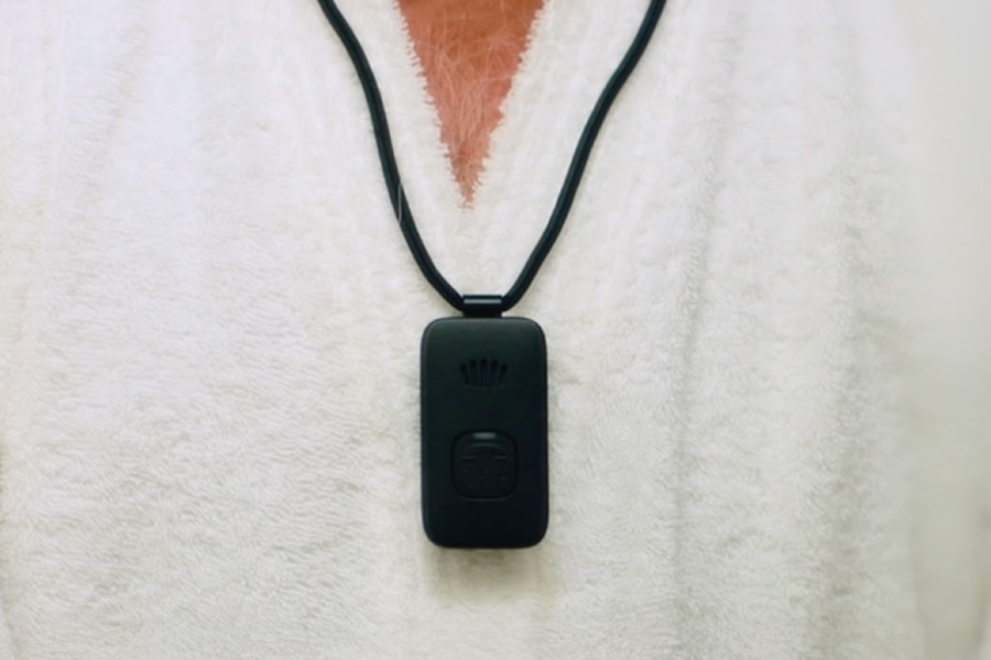 IRIS Ally Medical Alert Device | Consumer Cellular